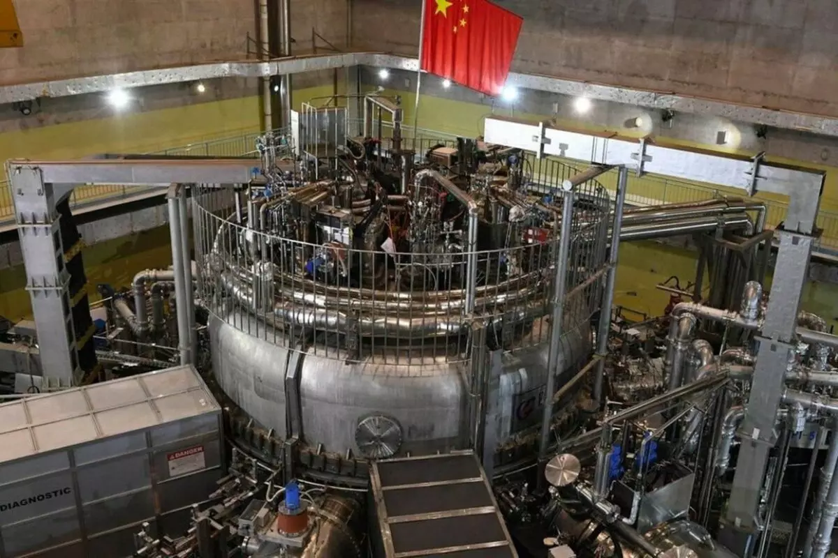 Chinese Tokamak umise irekhodi ngexesha nokugcinwa plasma