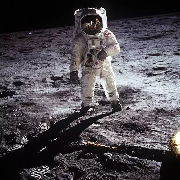 Aldrin_apollo_11.jpg