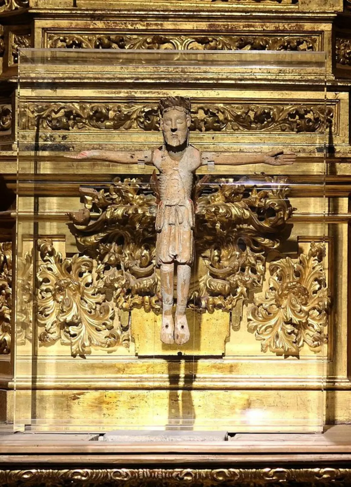 Crucifix ภาษาสเปนในตำนานเป็นของฮีโร่ของการคืนเงิน
