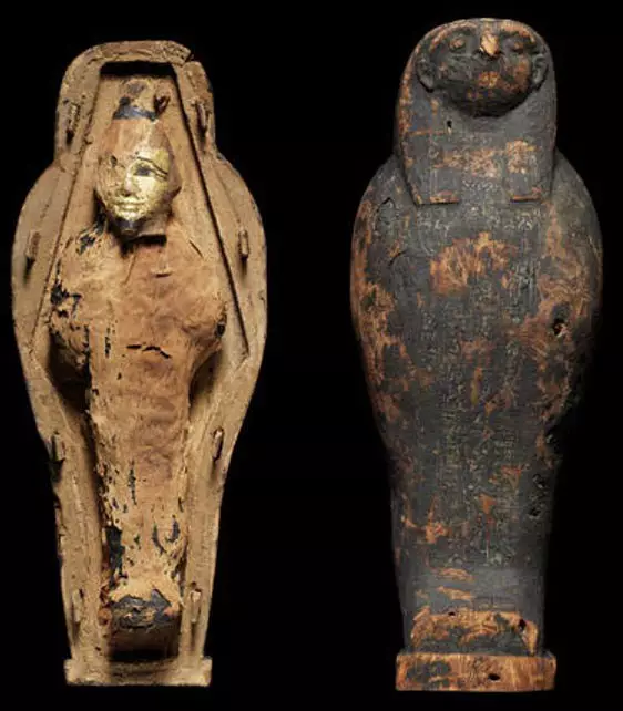 Znotraj otroške starodavne egipčanske sarkofag je odkril lutko