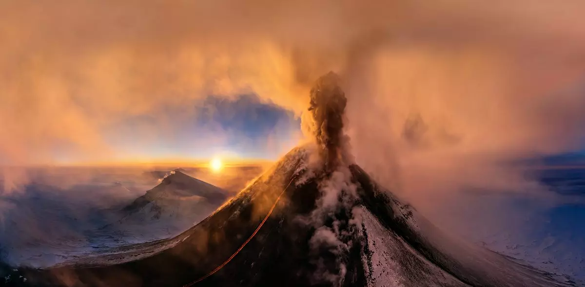 Kamchatsky vulkan Klyuchevskaya dodijeljen "Red Code"