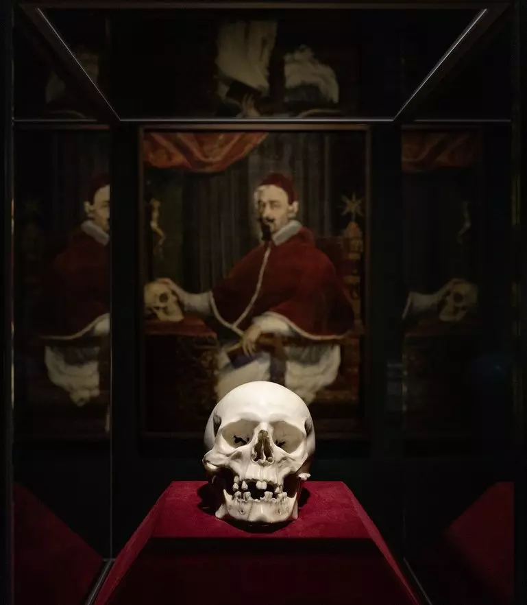 Dans le château allemand trouvé crâne de travail Bernini