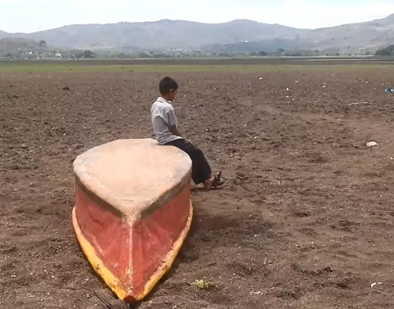 El Niño ha distrutto il lago in Guatemala: video