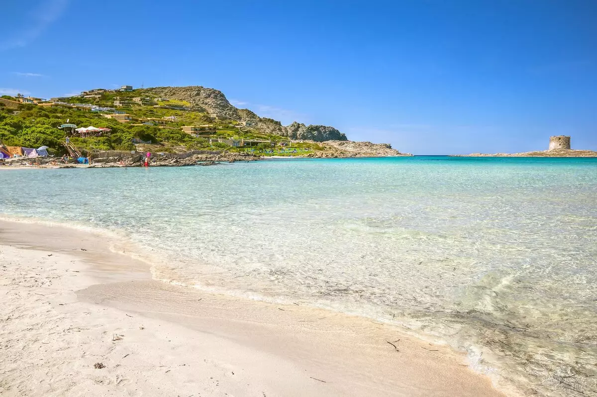 Plaja pe Sardinia.