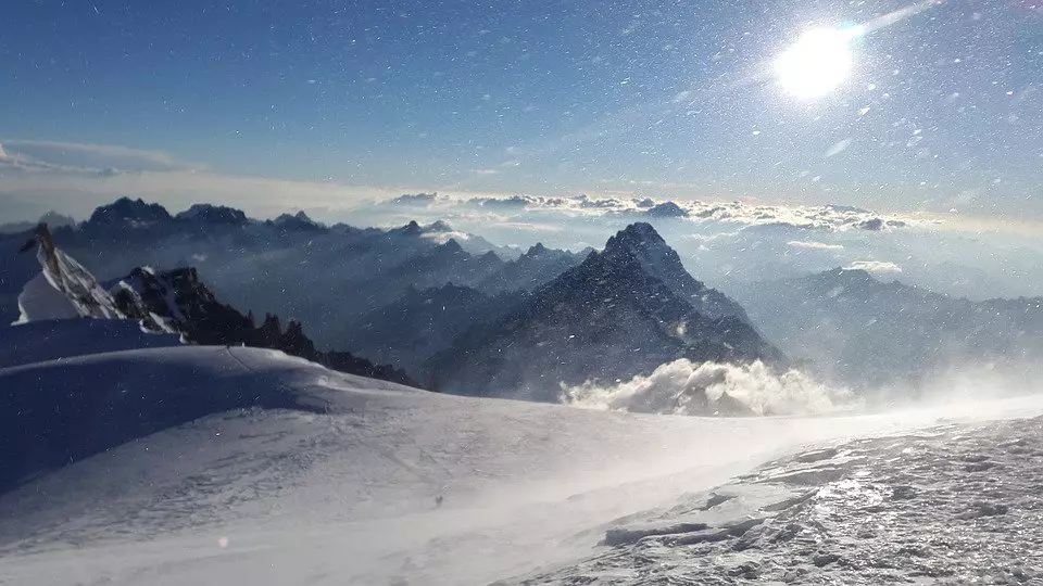 Mont Blanc, vánice. Pixabay.