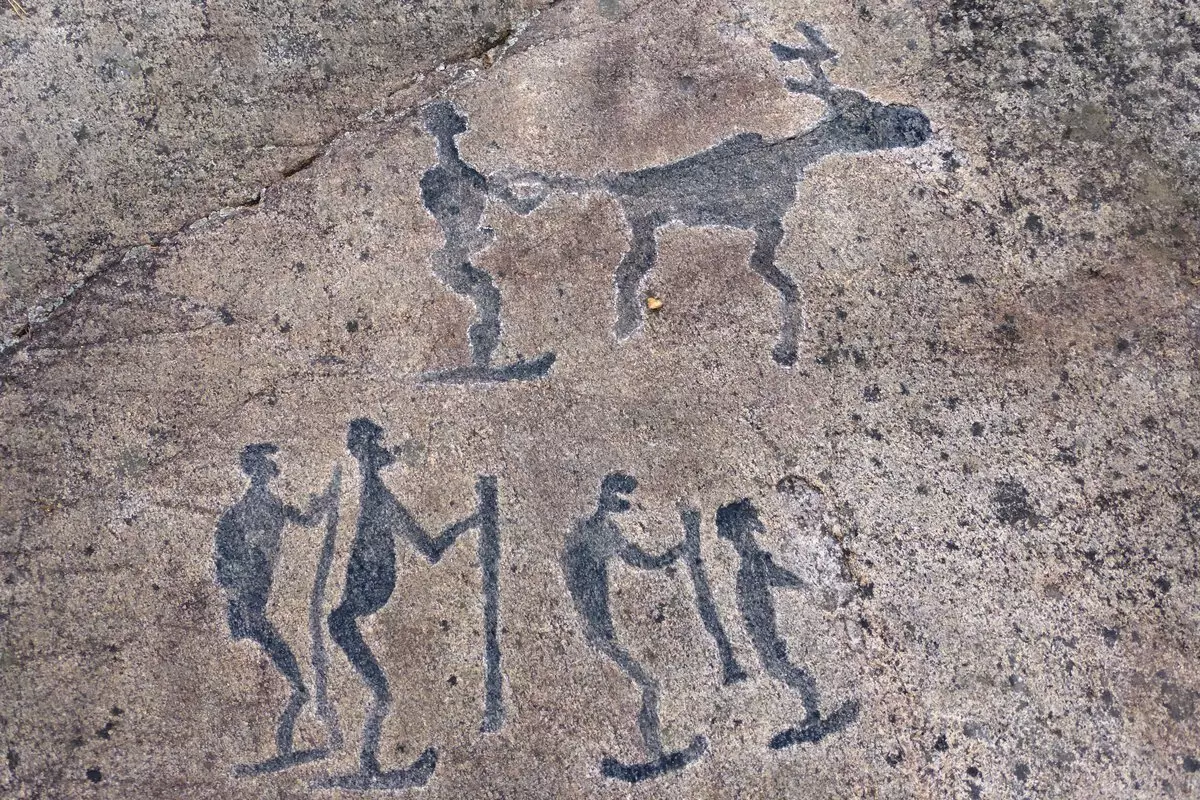 Petroglyphs tina Karelia kalebet dina daptar warisan Dunia Unesco