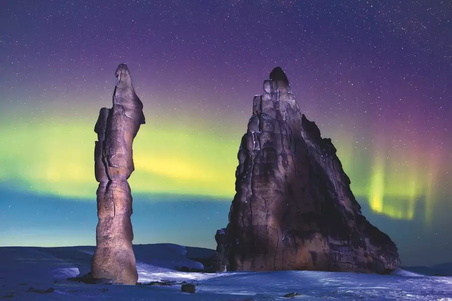 Majoe Ulakhan-bokgai: White letheba ka 'mapa oa Yakutia