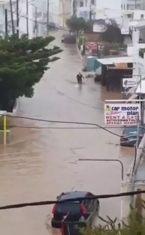 Les inundacions a Creta: anunciar Emergència