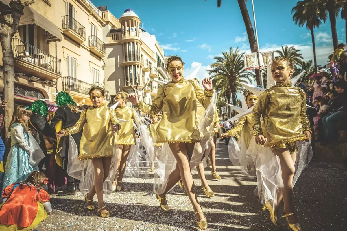 Calendário: Final de Conto de Fadas de Inverno e Loed Spring Start