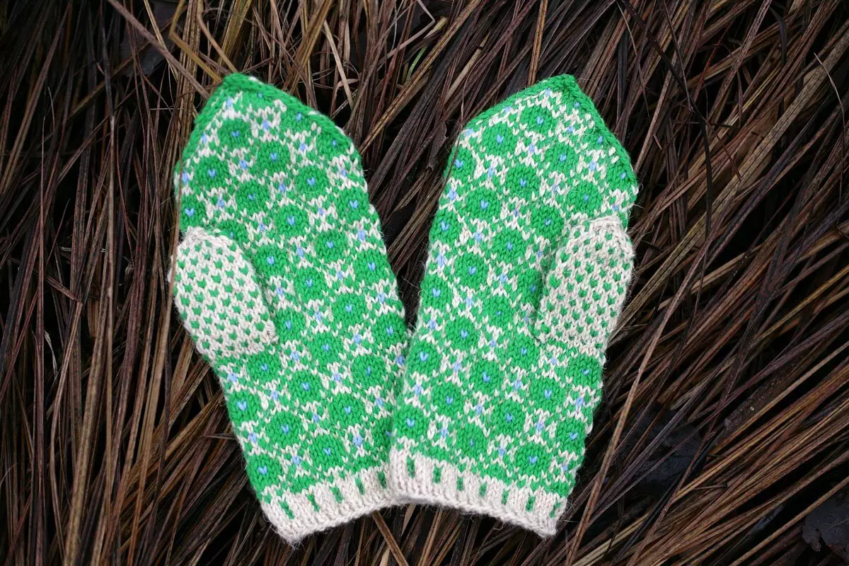 Rusa popola manfaritaĵo: MITTENS