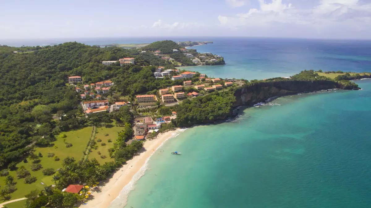 Grenada: Luck Islands