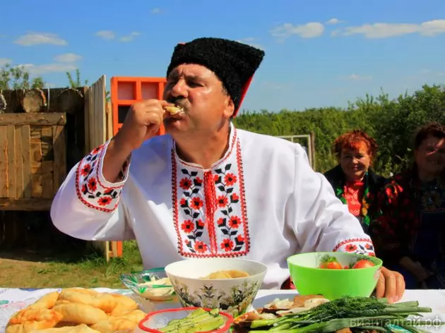 Pelmeenuste festival Altai.jpg